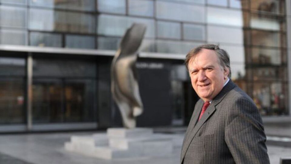 UKCGE | Professor Sir Robert Burgess 1947 - 2022